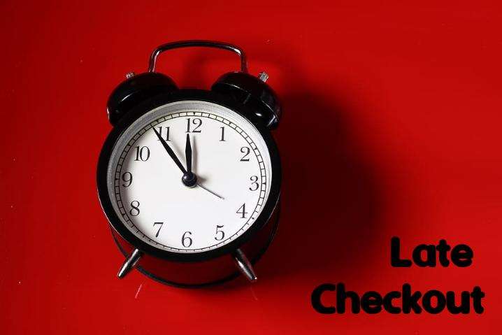 Checking out late of an Airbnb. - Allan's bnbs